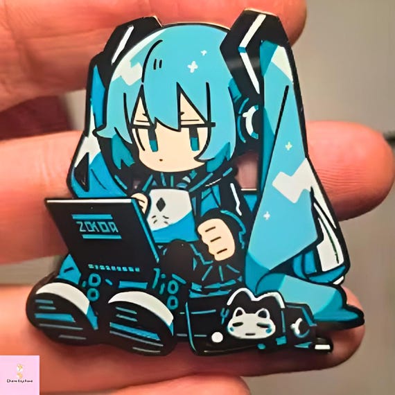 Hatsune Miku Pin - Gem