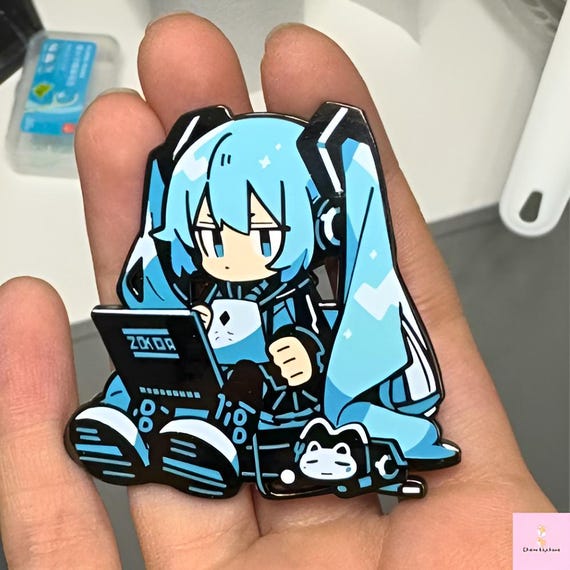 Hatsune Miku Pin - Gem