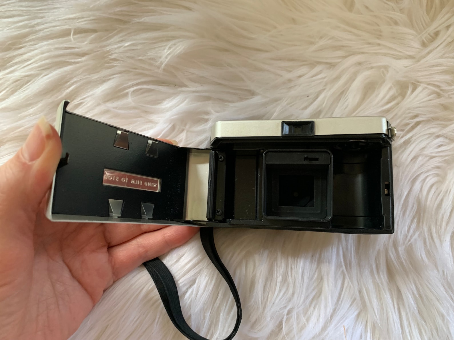 Instamatic Camera Model 104 Vintage 1960s-1970s Cameras - Etsy
