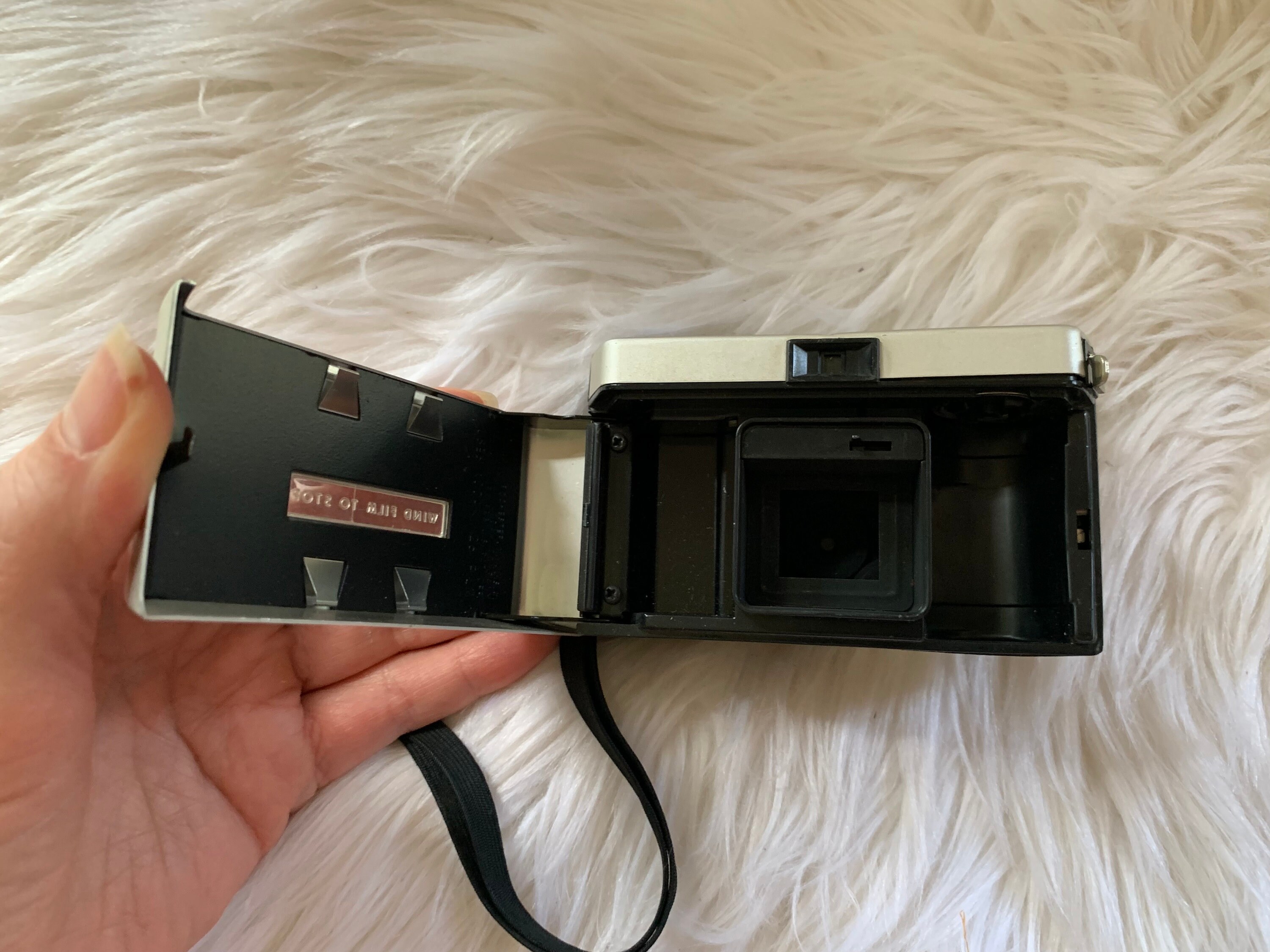 Instamatic Camera Model 104 Vintage 1960s-1970s Cameras - Etsy