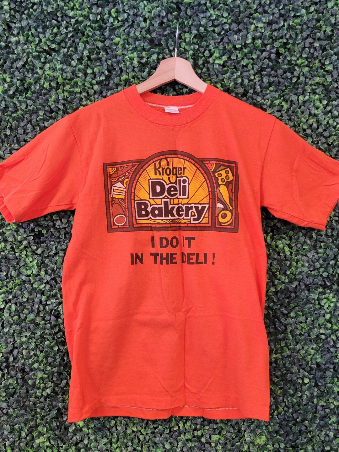 Vtg KROGER NASVILLE Deli BAKERY Tee Medium // Orange I Do It in the ...