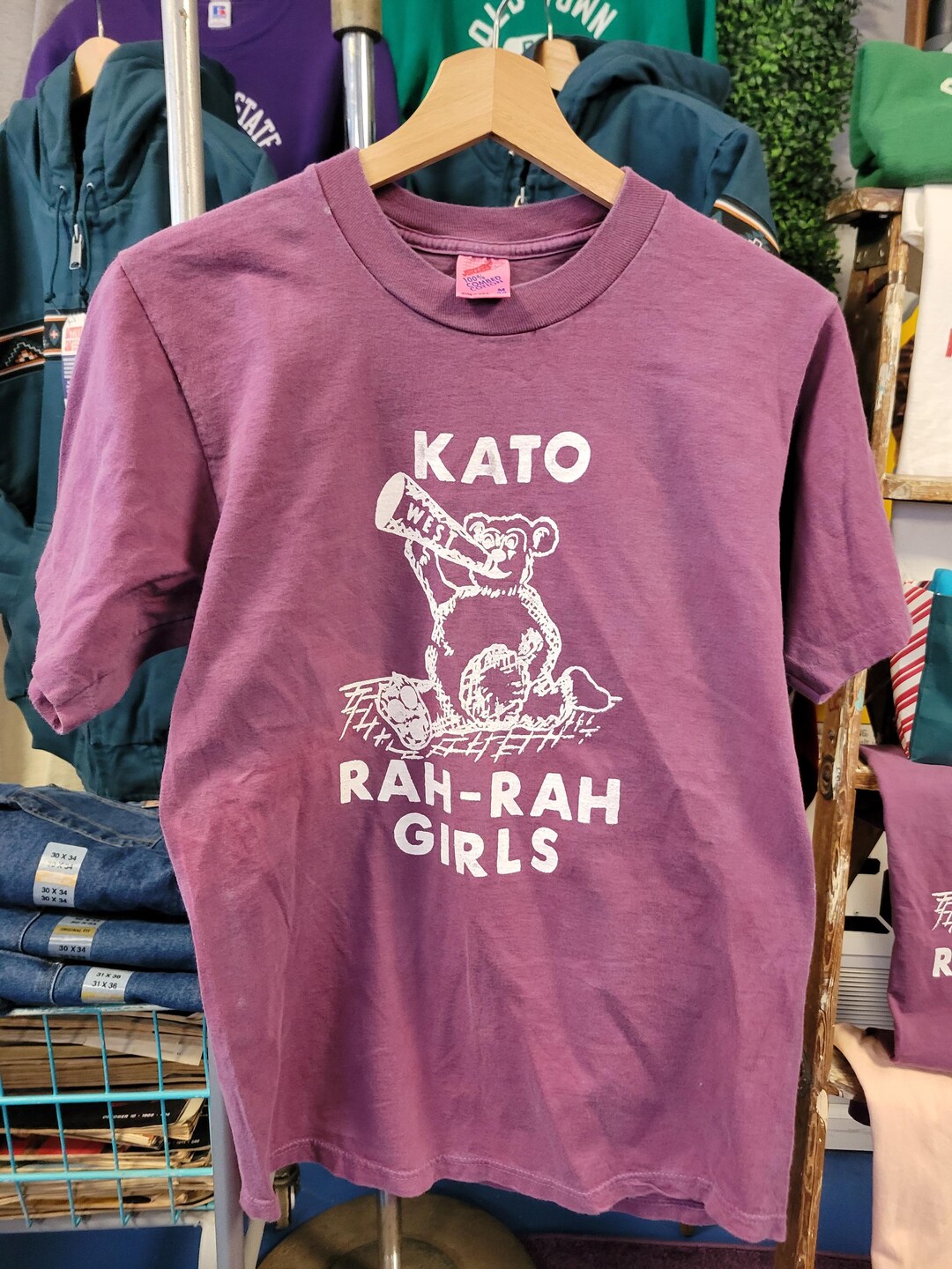 Rah Rah GIRLS CHEERLEADING Tee S // Cute Bear Retro Graphic Mascot ...