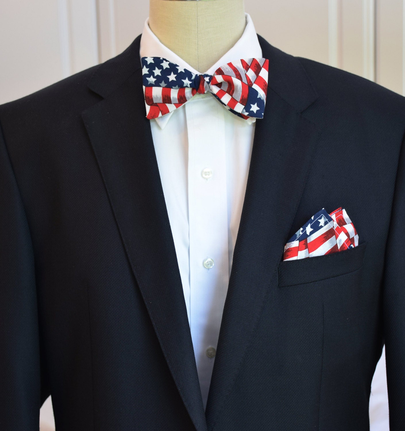 Men's Pocket Square & Bow Tie, US flag design, patriotic bow tie set ...
