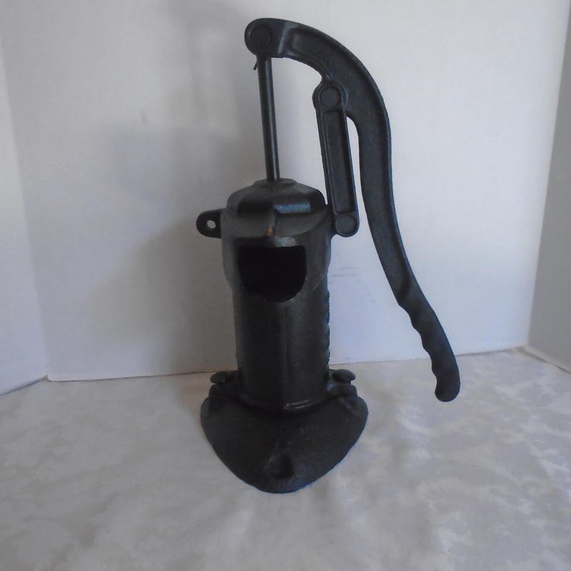 Antique Hand Water Pump - Etsy