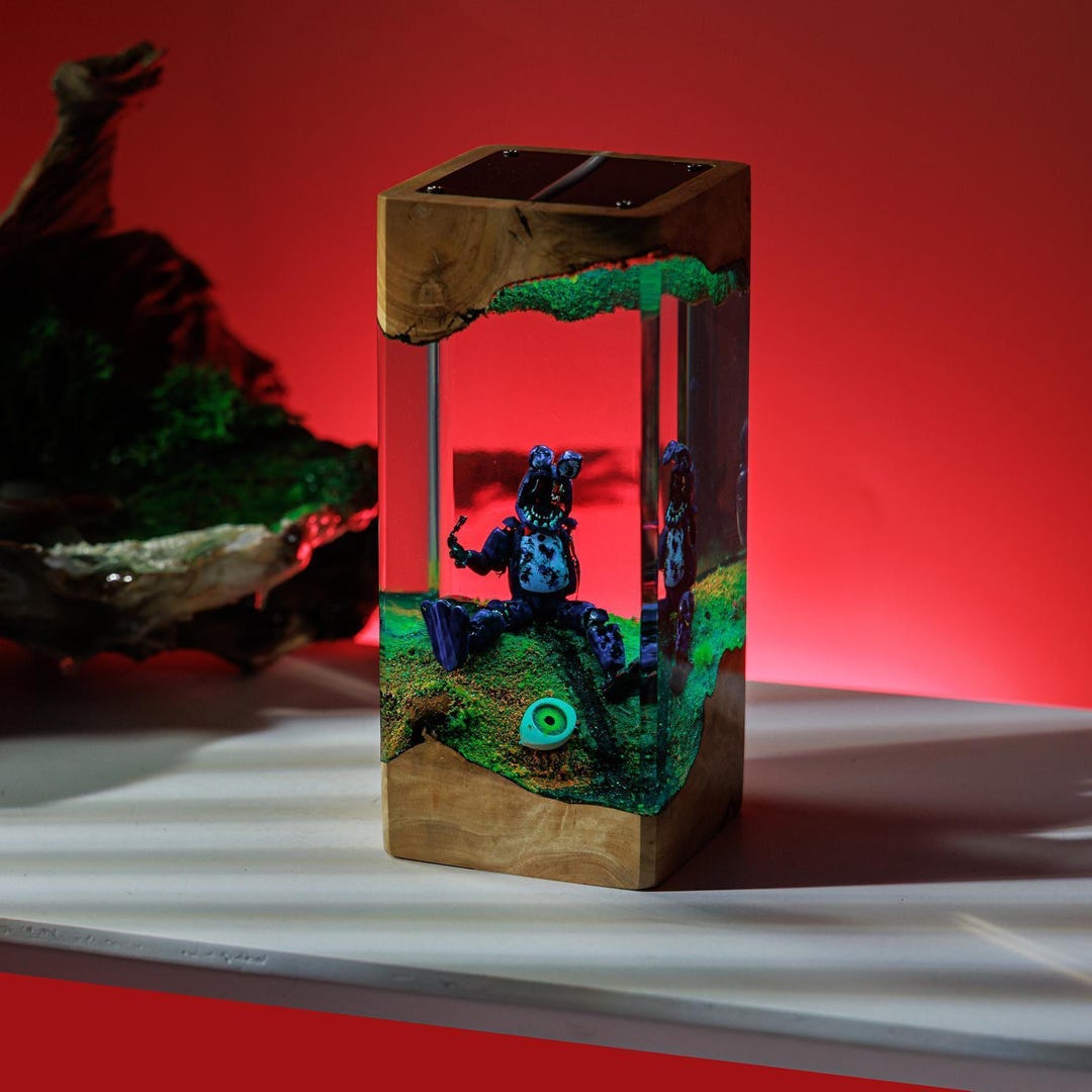 Creepy Bunny Resin Diorama Lamp, Horror Game Movie Art Night Light ...