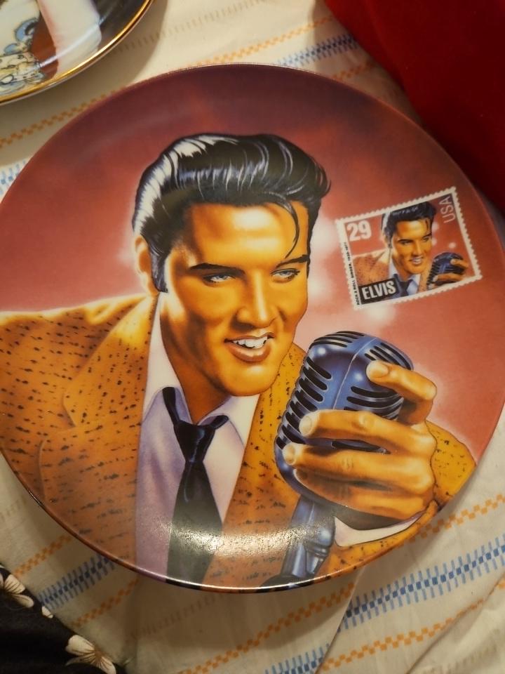 Lot of 7 Collectible Elvis Presley Plates - Etsy