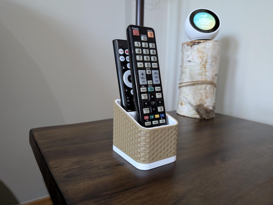 3D Printed Remote Control Holder: Japanese Leaf Pattern Organizer - Etsy