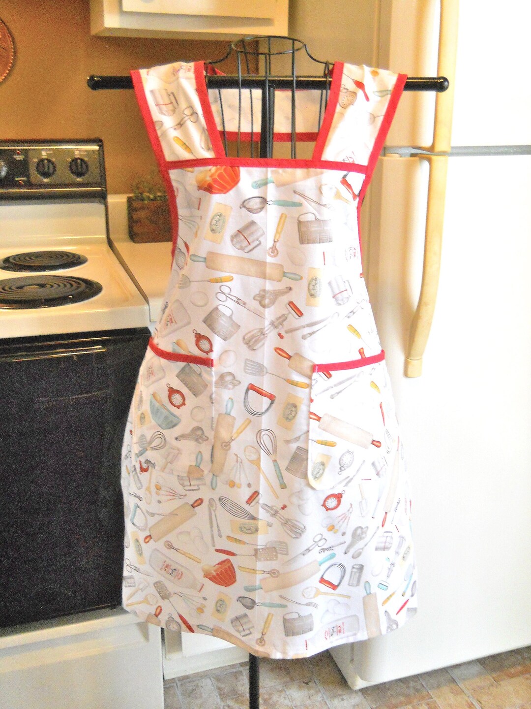 Old Fashioned Full Apron With Vintage Cooking Utensils in Size Large - Etsy