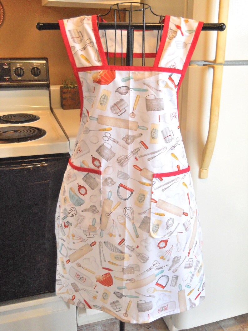 Old Fashioned Full Apron With Vintage Cooking Utensils in Size Large - Etsy