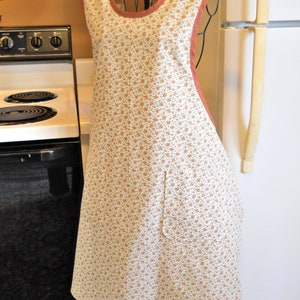 Grandma Style Old Fashioned Full Apron in a Warm Brown Floral in Large ...