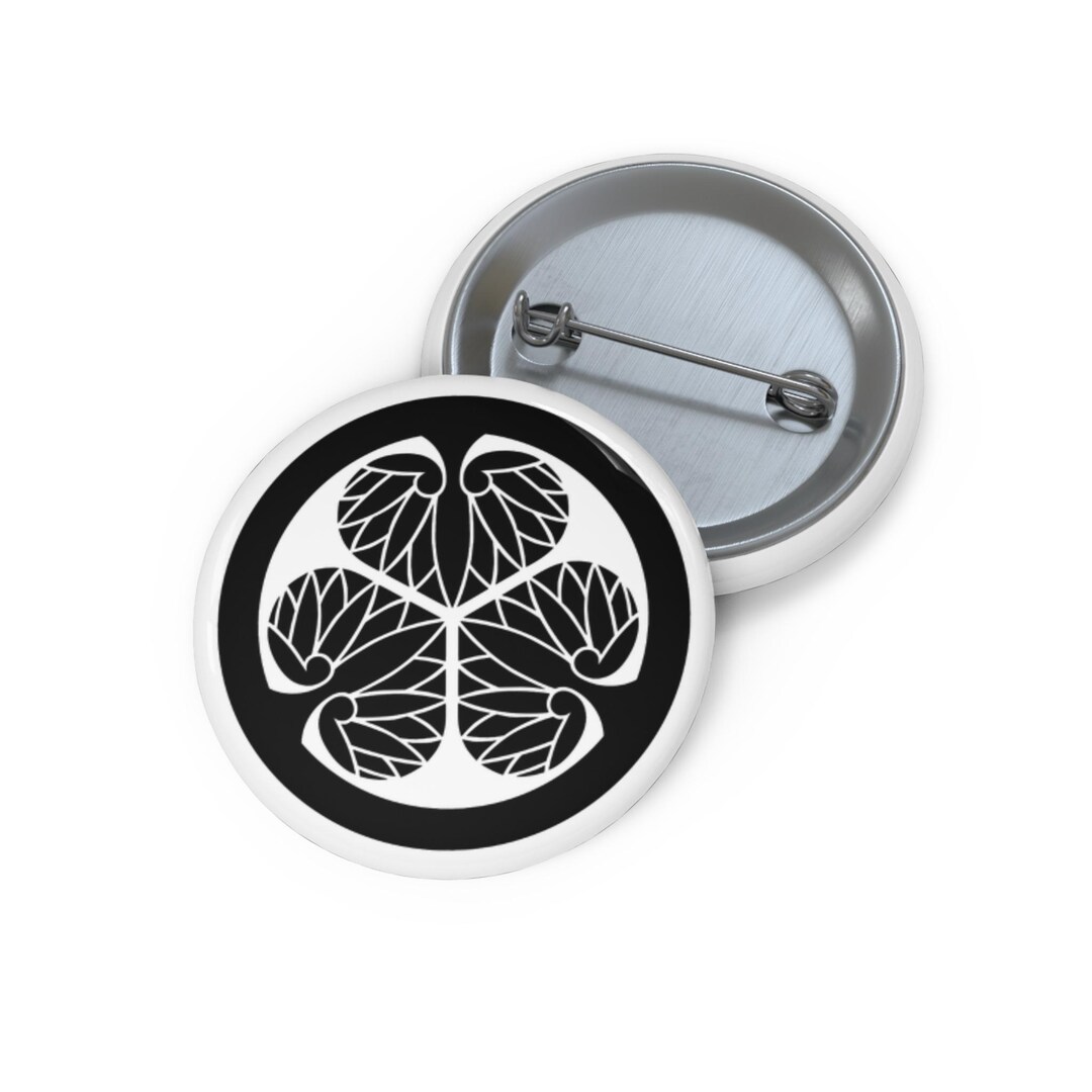 Family Crest Badge -TOKUGAWA of the Triple Hollyhock- - Etsy