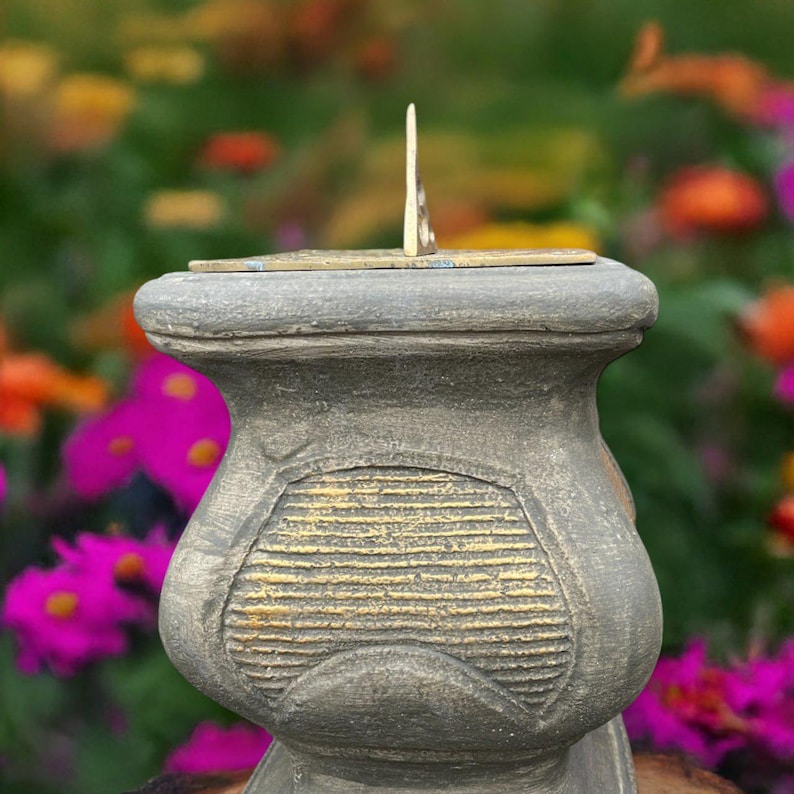 Concrete Sundial Pedestal Statue Stone Garden Timepiece Outdoor ...