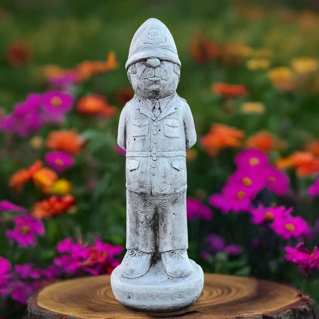 Concrete Police Officer Statue Cement Law Enforcement Figurine Stone ...
