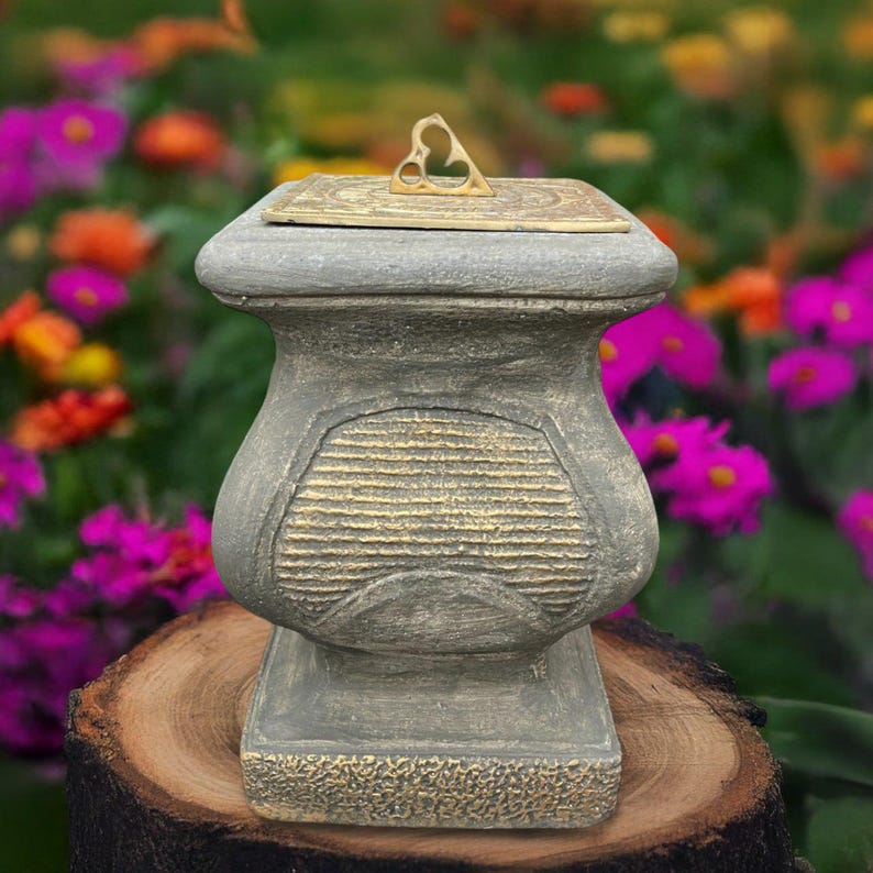 Concrete Sundial Pedestal Statue Stone Garden Timepiece Outdoor ...