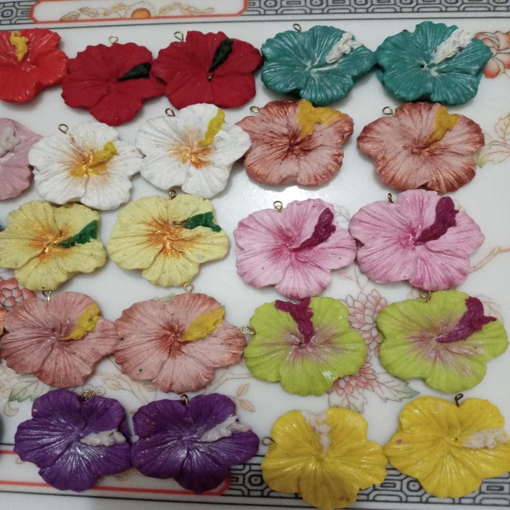 Handmade Polymer Clay Hibiscus Flower Charms –one Piece (light & Dark ...