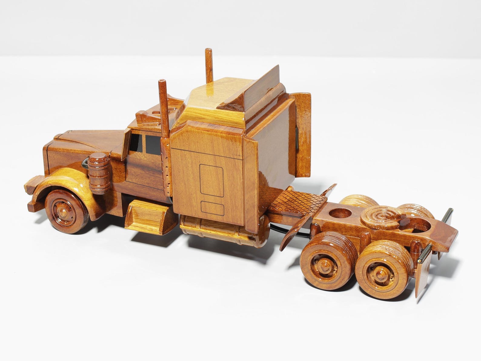 Handcrafted Wood Semi Truck Model: Big Rig Collectible Decor - Etsy