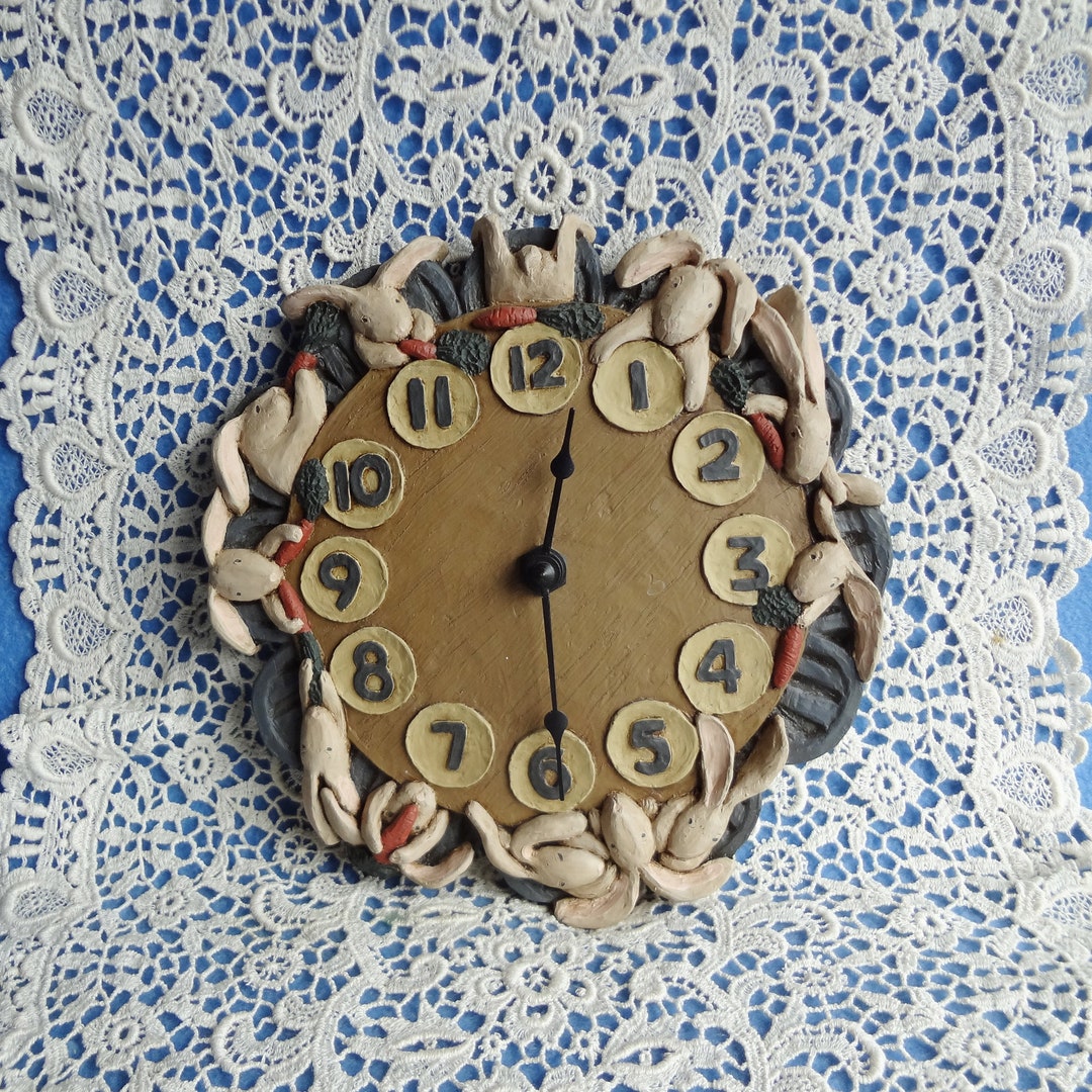 Vintage Rabbit Clock 1987 Spring House Collection * Whimsical Bunnies ...