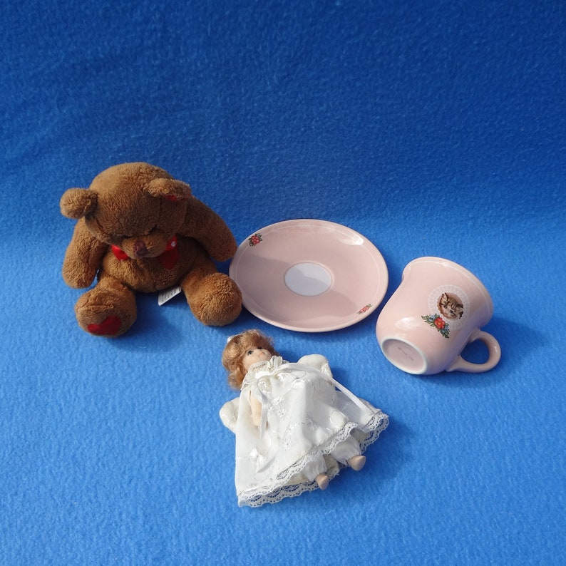 Goldilocks Teddy Bear and the Tea Cup Set Vintage - Etsy
