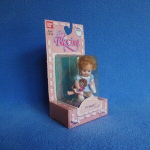 1987 Bandai Tiny Blessing "tiny Sarah" Vintage Jointed Vinyl Miniature Baby Doll Holding Bottle ...
