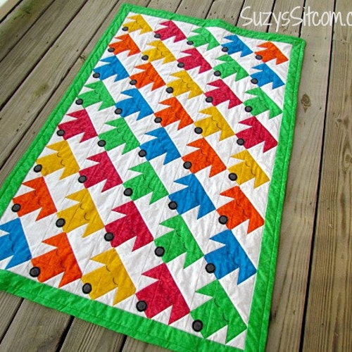 Paper Strip Piecing Raw Edge Applique Quilt Karma Pattern Reindeer Cat ...