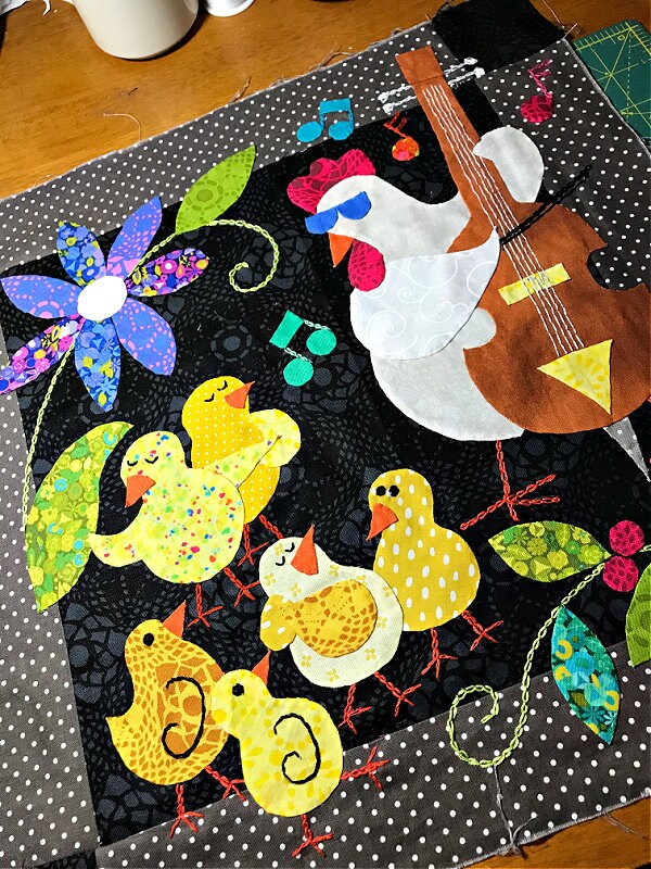 Barnyard Boogie Applique Quilt Block Pattern, Chicken Band (PDF Pattern ...
