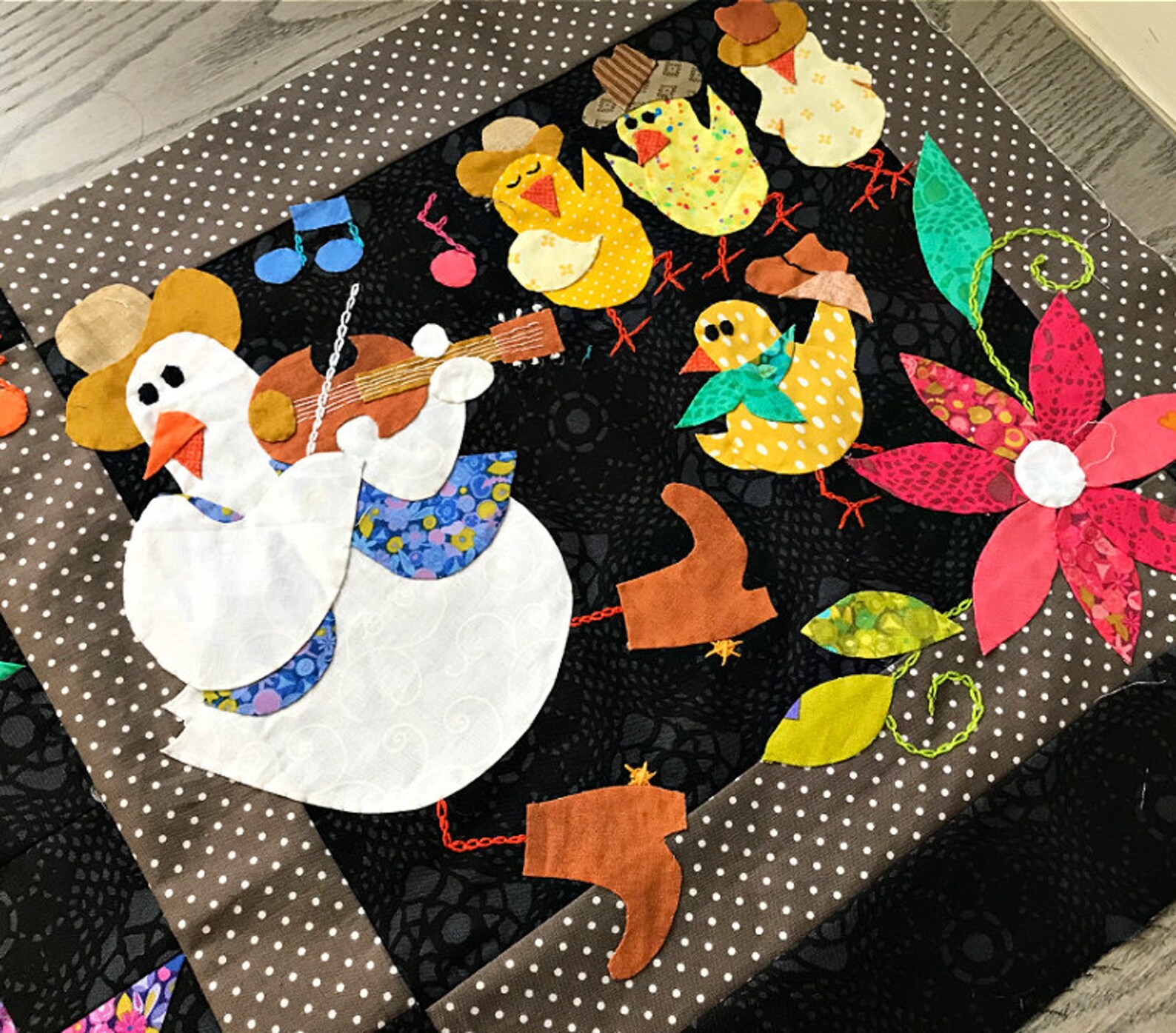 Barnyard Boogie Quilt Block 4 Pattern, Chickens With Fiddle (PDF ...