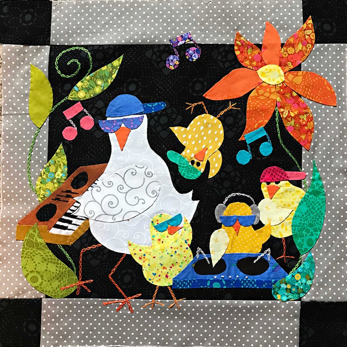 Barnyard Boogie Quilt Block Pattern, Chickens With Musical Instruments ...