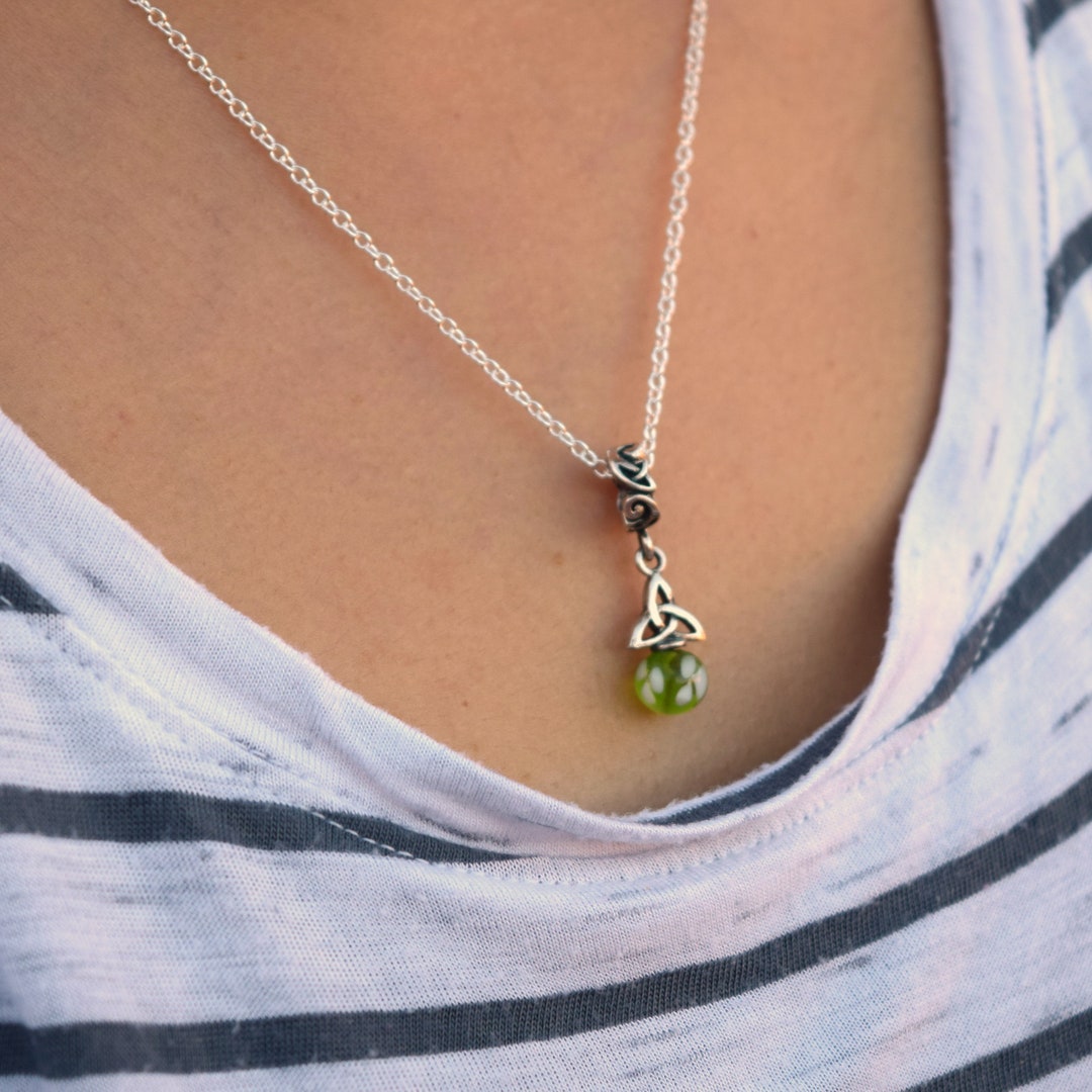 Vintage Chain Necklace 3 Leaf Clover Green White Art Glass Sterling ...