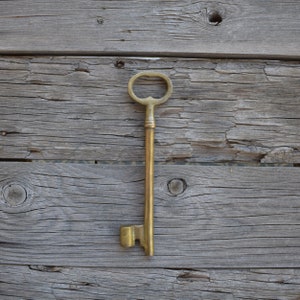 Vintage Brass Skeleton Key Decorative Jail Key Rustic Home Decor ...