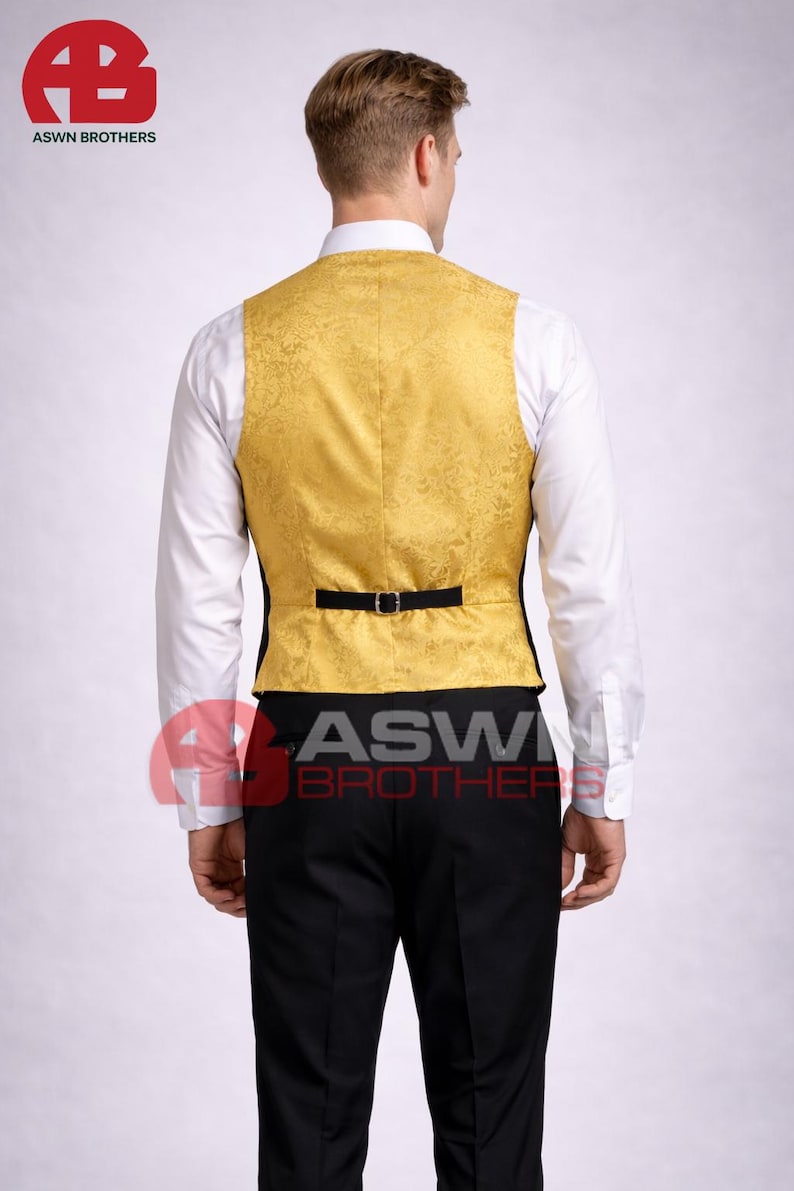 Royal Ringmaster / Victorian Ceremonial Tailcoat / Vintage Circus ...