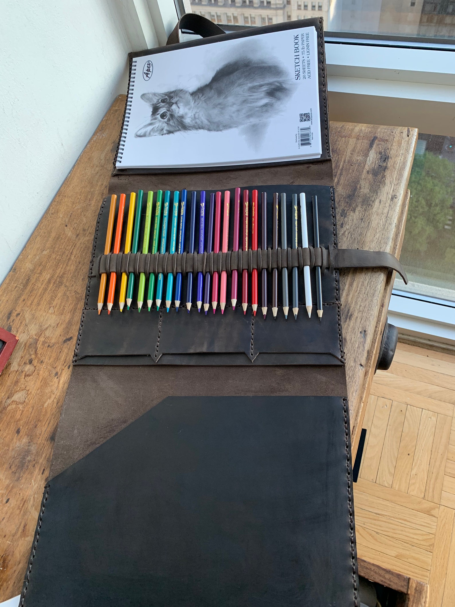 Sketchpad Holder / Leather Sketchbook Case With Pen/pencil Holders ...