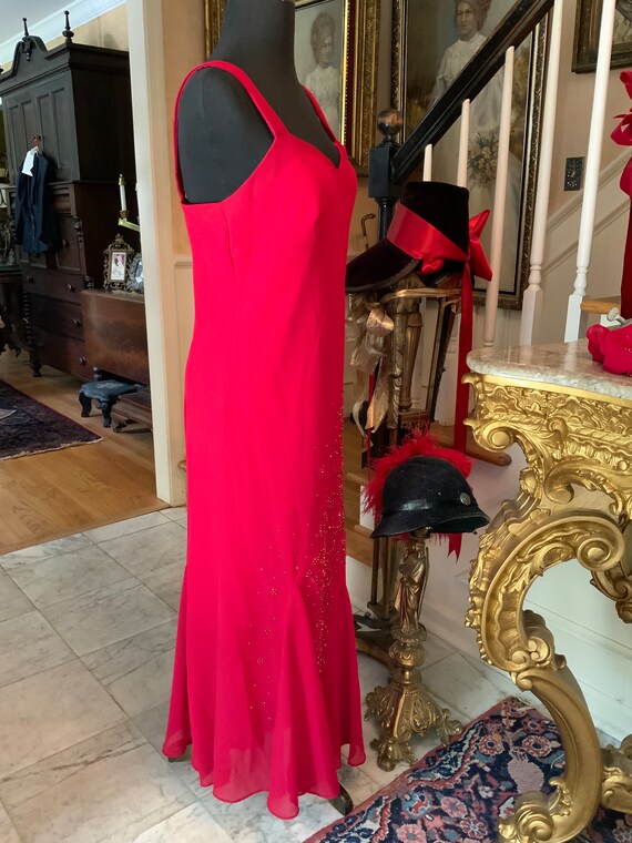 Kathy Roberts dazzling red suit with trumpet skirt an… - Gem