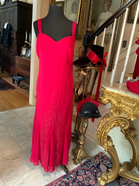 Kathy Roberts dazzling red suit with trumpet skirt an… - Gem