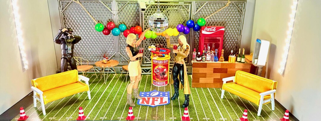 Kansas City Chiefs NFL Diorama, Handmade Sports Decor (1:10 Scale) - Etsy