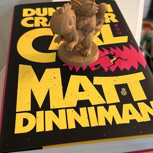 Princess Donut & Mongo 3D Printed Desk Pet, Dungeon Crawler Carl ...