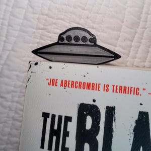 UFO Cow 3D Printed Bookmark, Alien Beam Bookmarker, Funny Glow in the ...