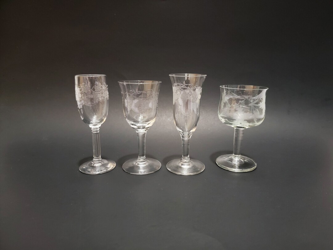 4 Grape & Grape Leaf Etched Glass Mismatch Liqueur or Cordial Glasses ...