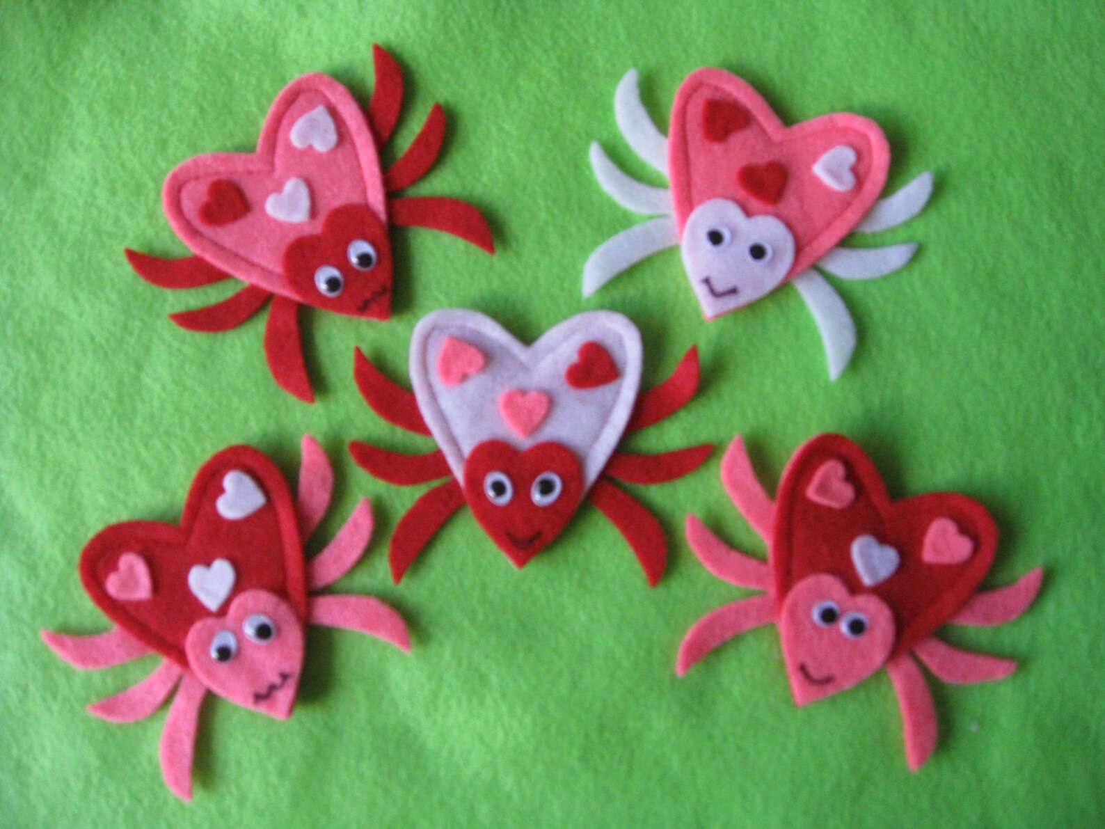 5 Valentine Love Bugs Felt Board Set With Original Laminated - Etsy
