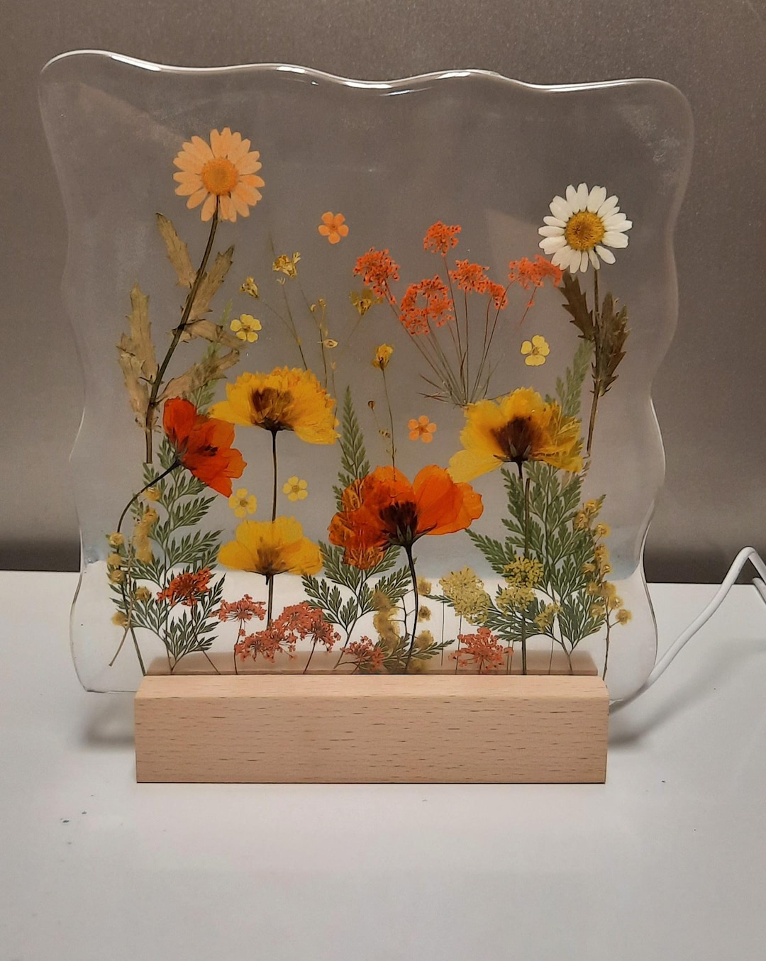 Resin Lamp, Dried Flowers, Epoxy Lamp, Night Light, Floral Decor ...