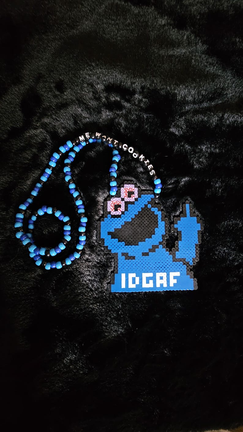 Cookie Monster Perler Necklace - Etsy