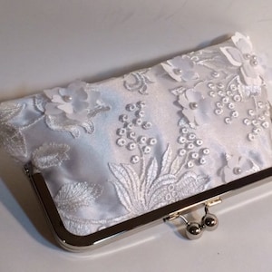 Ivory 3-D Lace Flower Bridal Clutch or Bridesmaids Clutch - Etsy