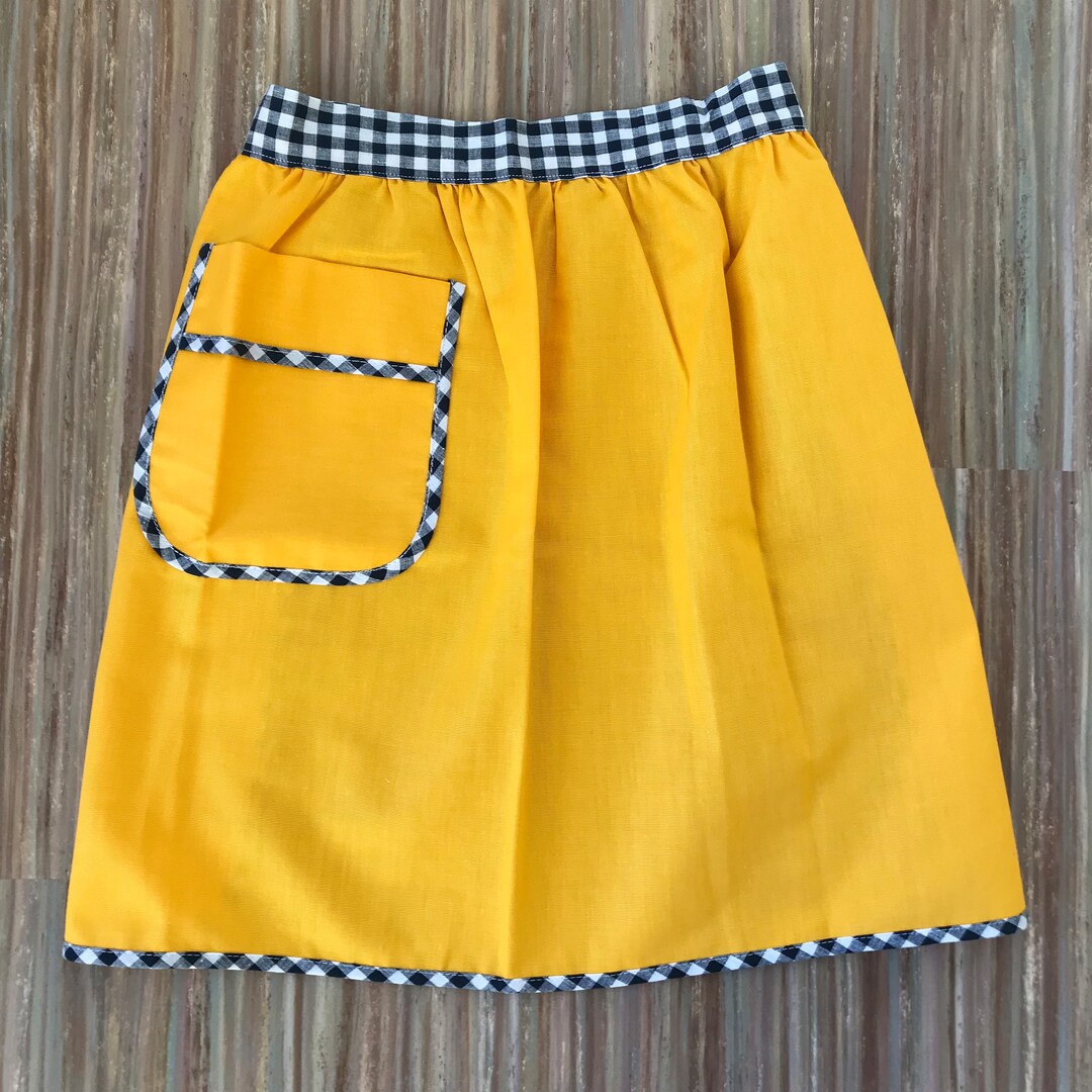 Yellow Half Apron With Pocket Black & White Gingham Waist Tie Vintage ...