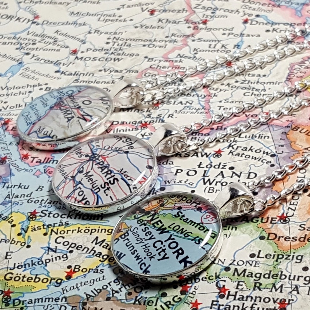 Custom Vintage Map Necklace: Personalized Location Jewelry - Etsy