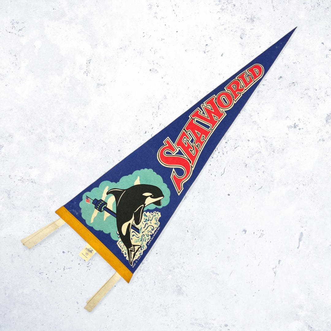Vintage Sea World Pennant • 70s 80s Shamu Marine Park Souvenir • 30" X ...