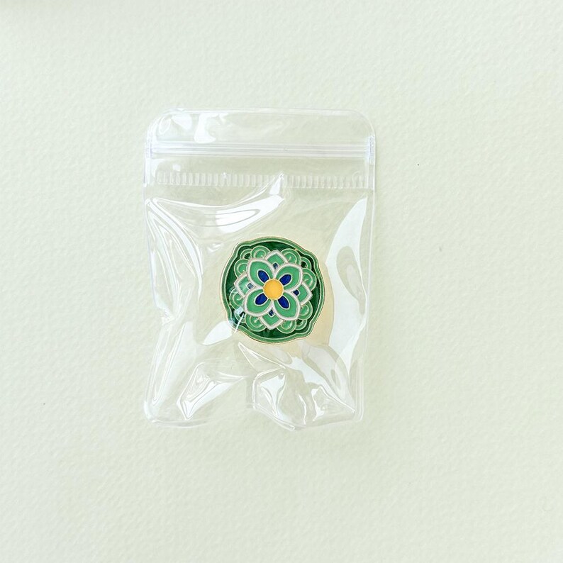 Korean Dancheong Enamel Pin, Traditional Pattern Brooch, Kpop Demon ...