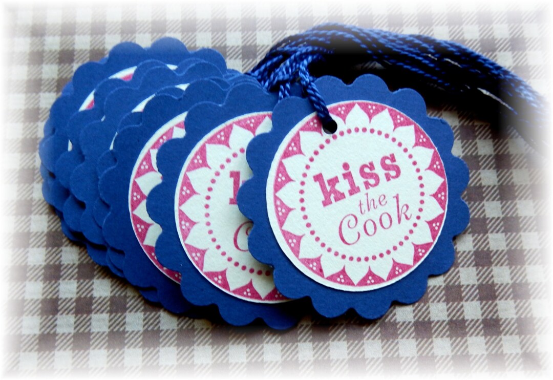 Kiss the Cook Round Scalloped Tags 10 - Etsy