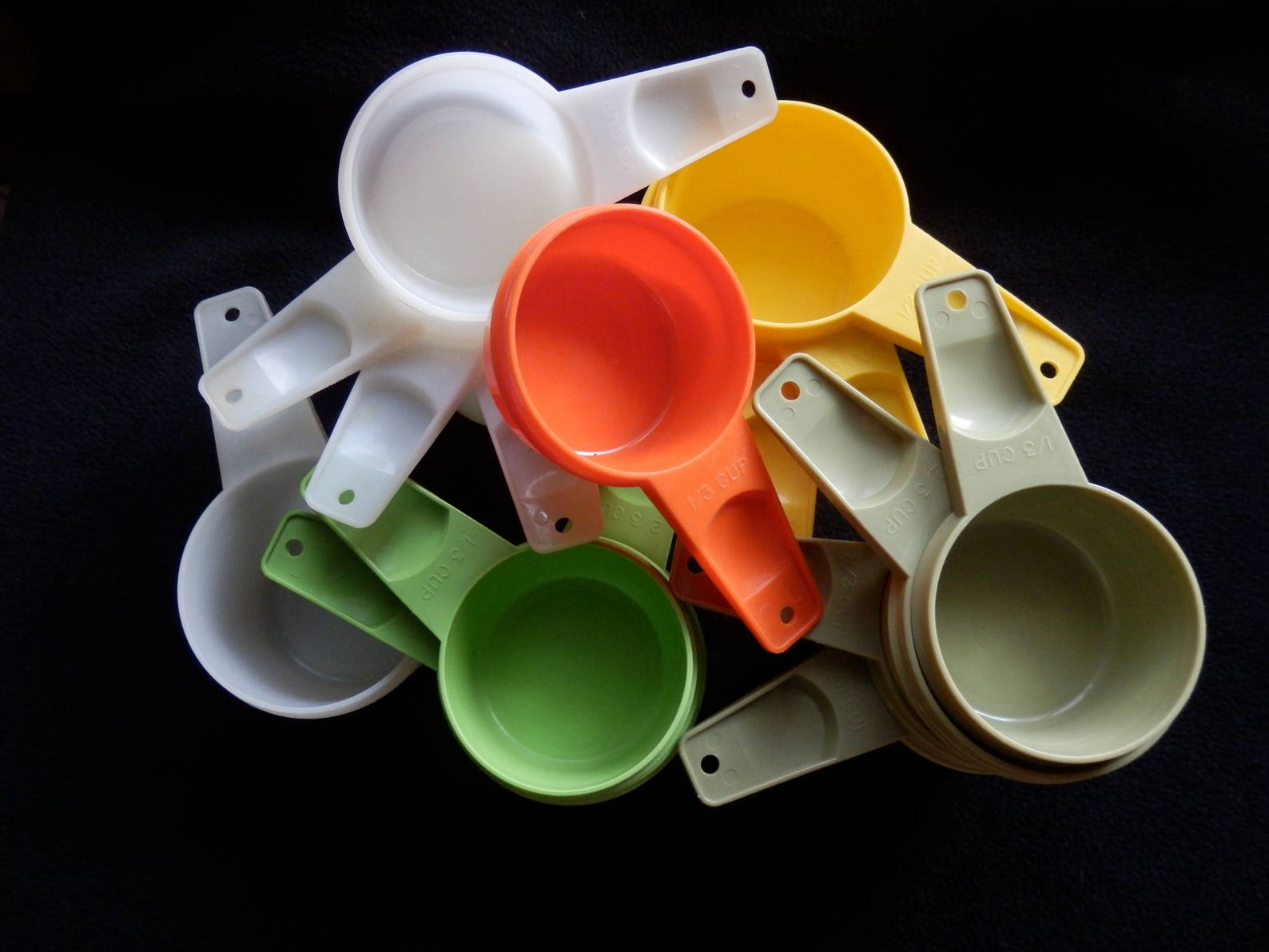 Tupperware Measuring Cups or Spoons Yellow Orange Clear - Etsy
