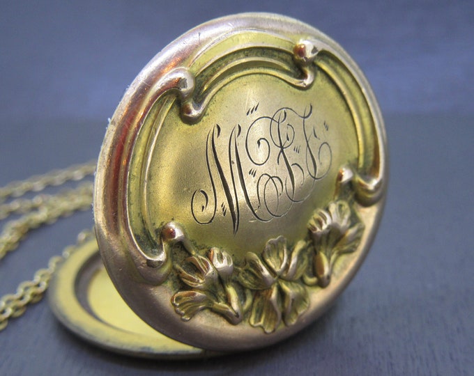 Antique Monogrammed Locket Pendant Necklace With 18" Chain, MFF ...