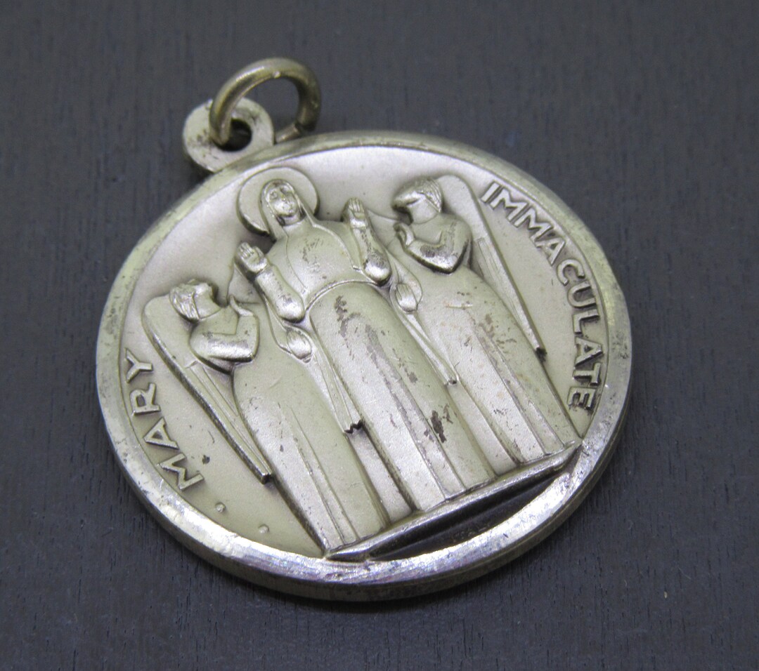Vintage Mary Immaculate Medal Pendant, Washington DC National Shrine of ...