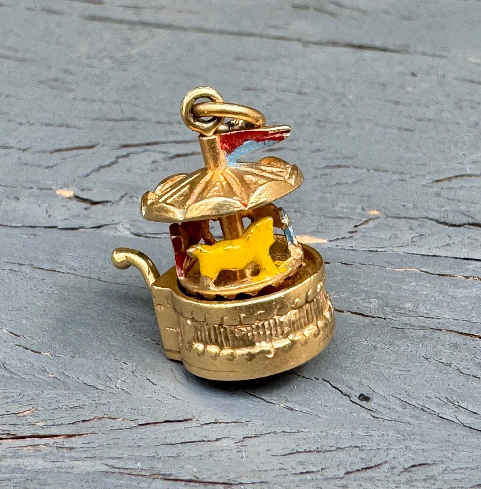 Vintage 14k Gold Movable Carousel Charm With Horses - Etsy